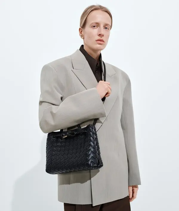 Bottega Veneta Intrecciato Leather Andiamo Top Handle Bag - Black