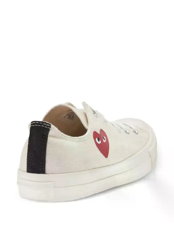 Play Comme Des Garcon Chuck 70 Big Heart Sneakers