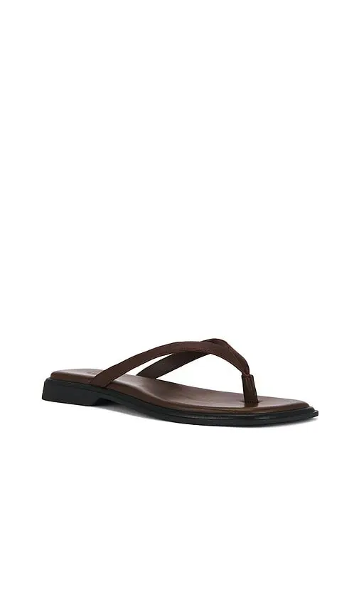 VAGABOND SHOEMAKERS Izzy Sandal - Chocolate