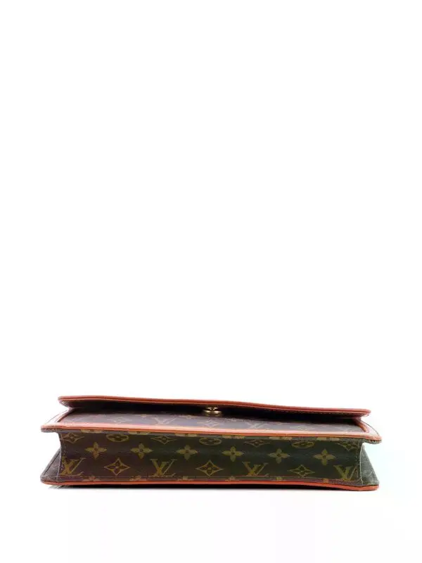 LOUIS VUITTON Dame Pochette Monogram Canvas Gm Clutch Bag