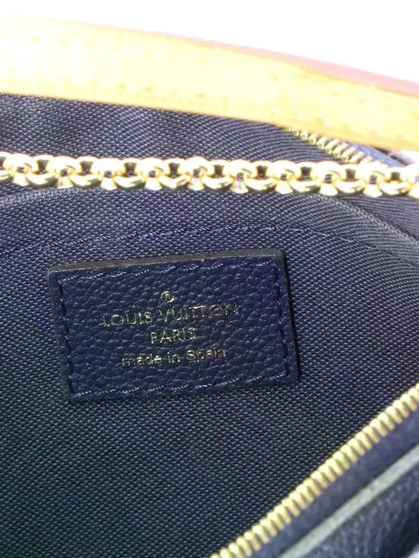 LOUIS VUITTON Pallas Monogram Clutch - Blue