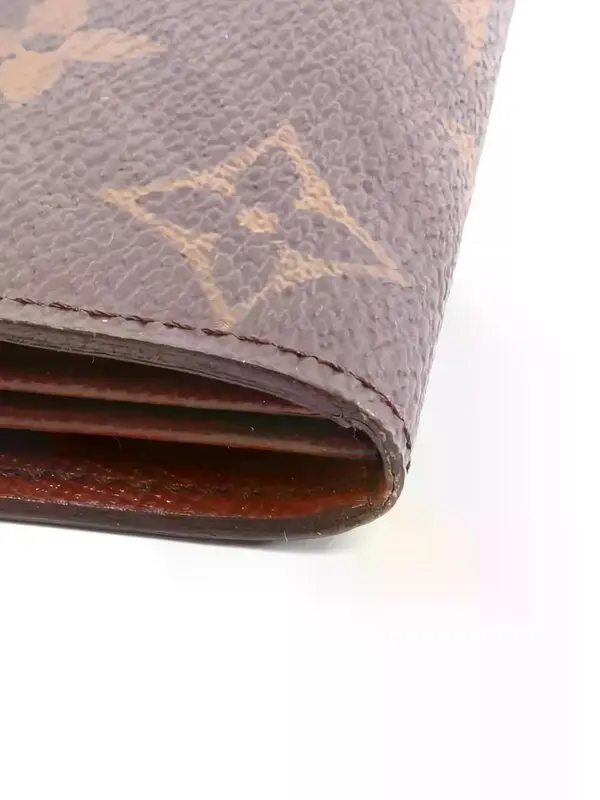 LOUIS VUITTON Monogram Bi-fold Wallet