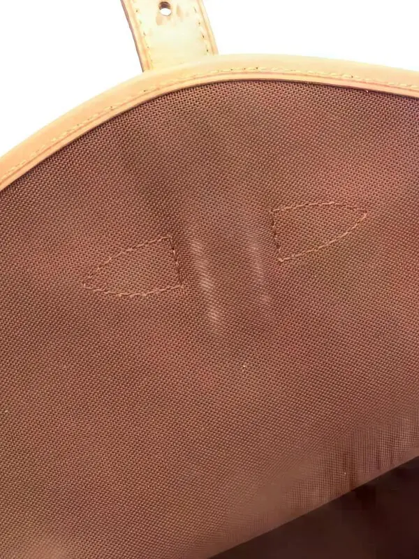LOUIS VUITTON 2005 30 Saumur Monogram Satchel