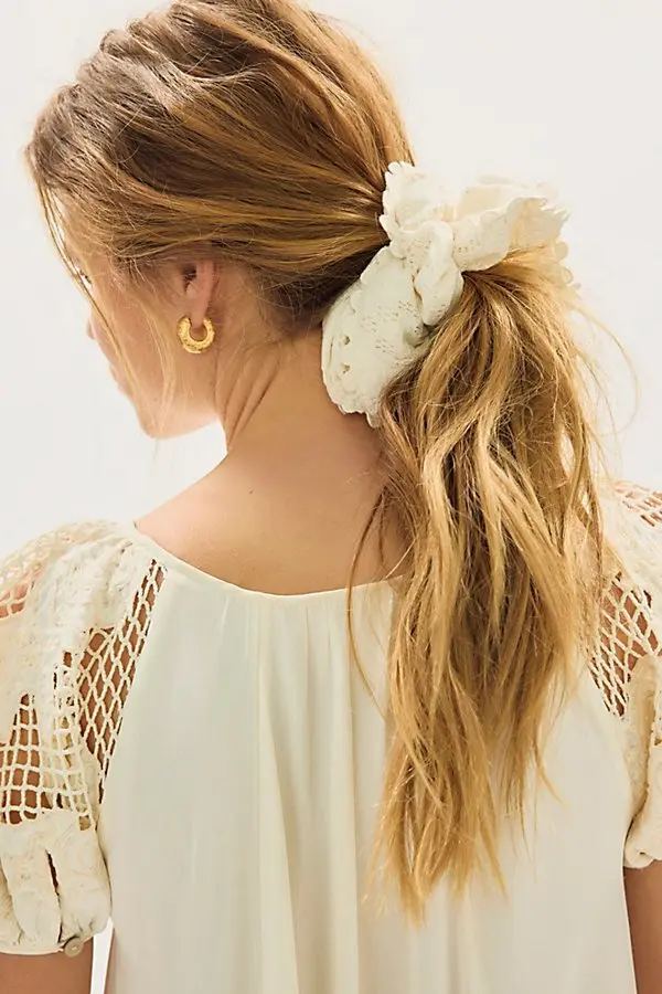 Free People Aurette Scrunchie - Ivory