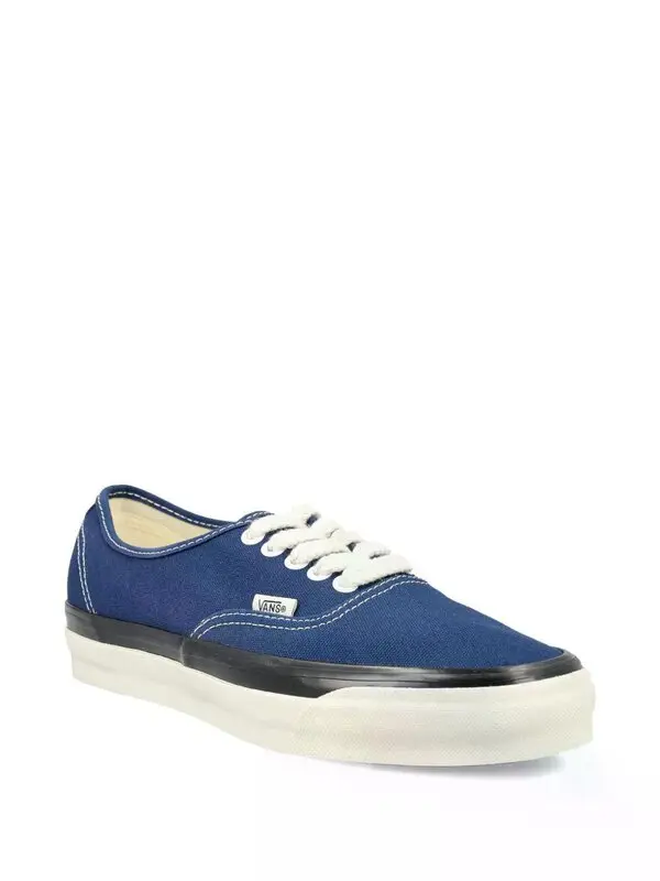 VANS Authentic Canvas Sneakers