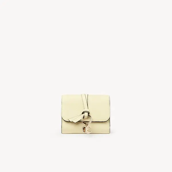 Chloé Small Alphabet Tri-fold In Grained Leather - Porcelain Yellow