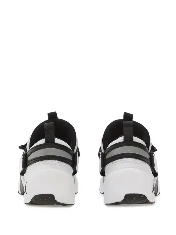 JORDAN Trunner Lx Sneakers - White