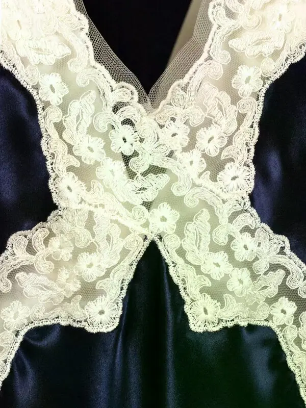Alberta Ferretti V-neck Lace Trimmed Blouse - Blue