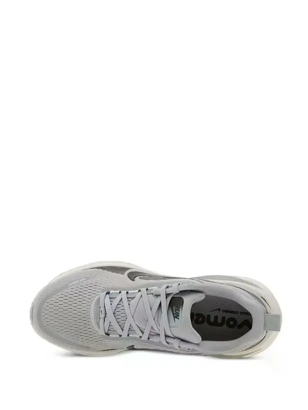 Nike Vomero 18 Sneakers