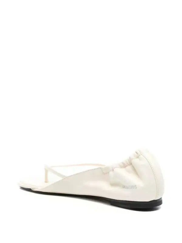 Jacquemus Nappa Leather Flat Sandals - Neutrals