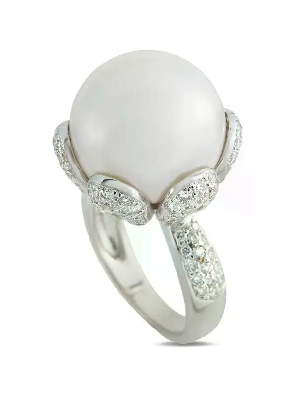 LB EXCLUSIVE Diamond And Pearl Ring