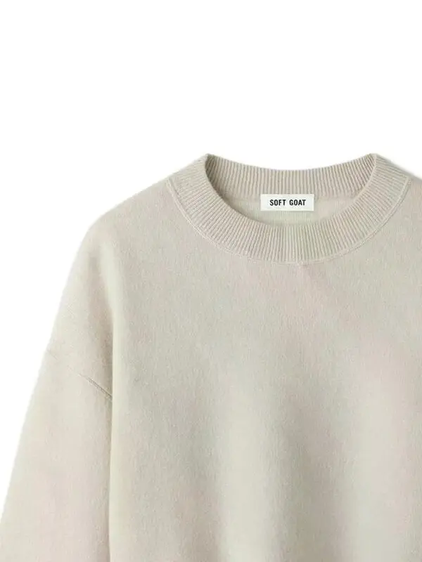 Soft Goat Round-neck Sweater