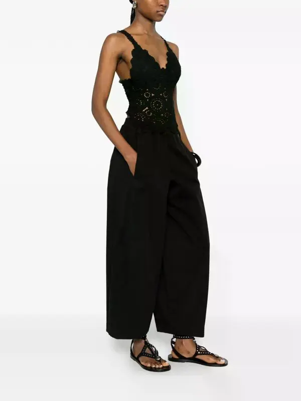 PHILIA LOFT Scallop-trim Tank Top