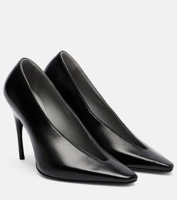 Balenciaga Duchesse Leather Pumps - Black