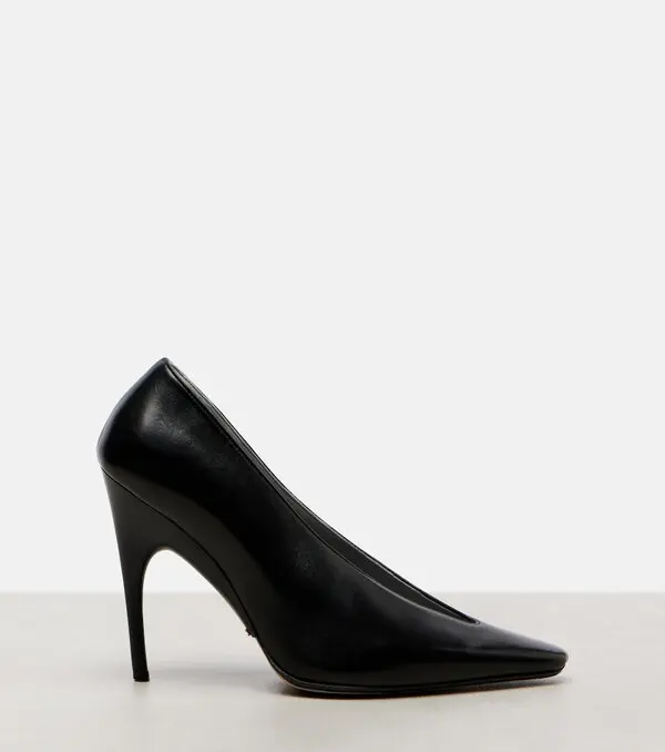 Balenciaga Duchesse Leather Pumps - Black