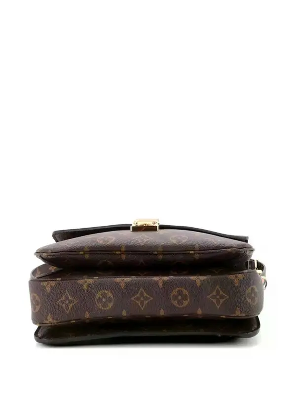 LOUIS VUITTON Pochette Metis Monogram Canvas - Brown