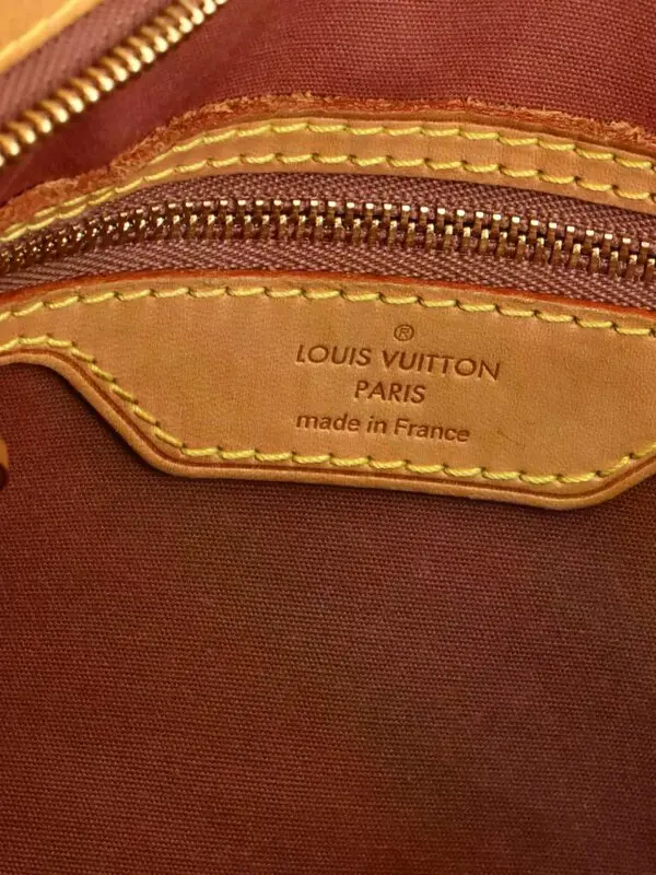 LOUIS VUITTON Brea Handbag Monogram Vernis Mm Satchel - Brown
