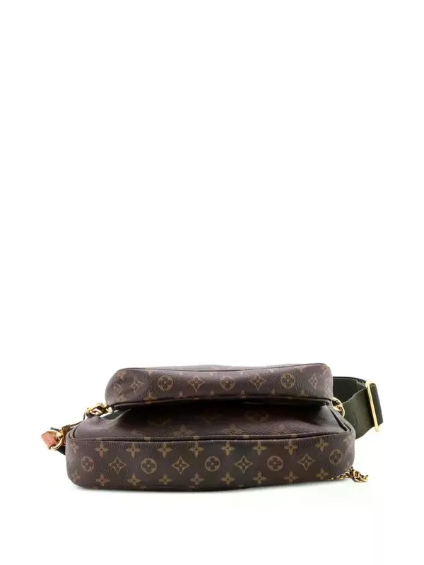 LOUIS VUITTON Multi Pochette Accessoires Monogram Canvas