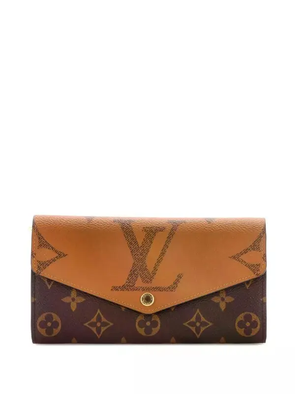 LOUIS VUITTON Sarah Wallet Nm Reverse Monogram Giant And Monogram Canvas Small Wallets