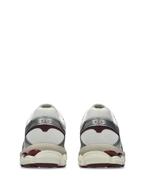Asics Gel-cumulus 16 Sneakers - White