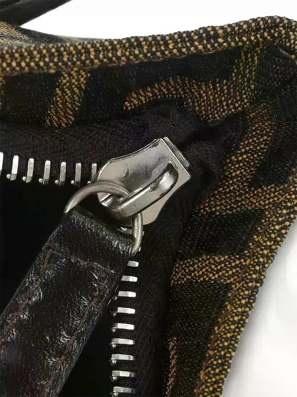 Fendi 2000 Zucca-pattern Shoulder Bag