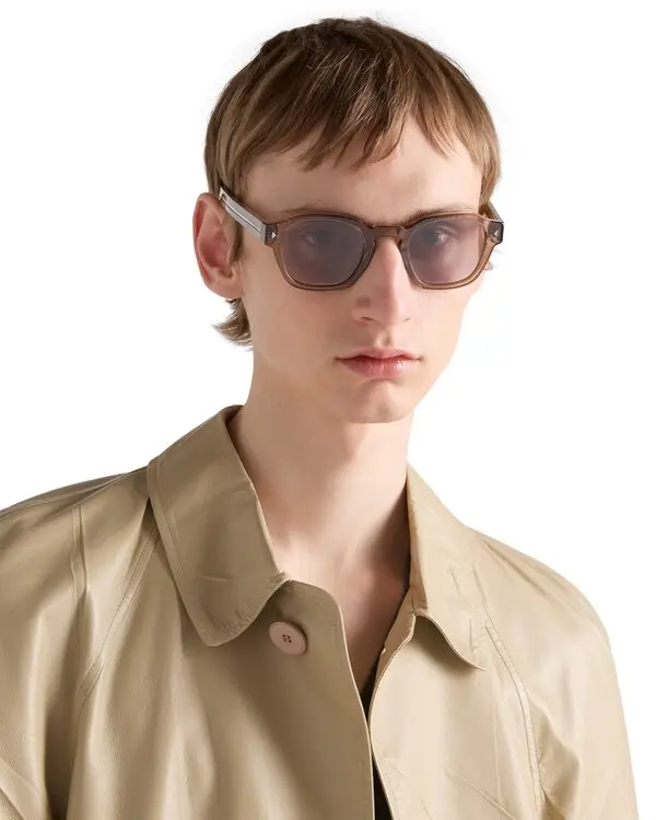 Prada Sunglasses With Iconic Metal Plaque - Lenses