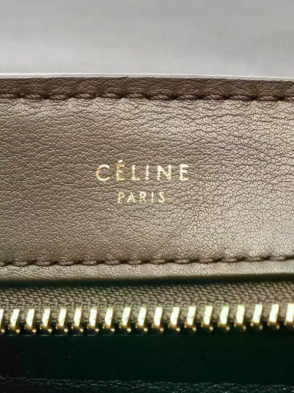 Celine 2000s Medium Trapeze Handbag - Brown