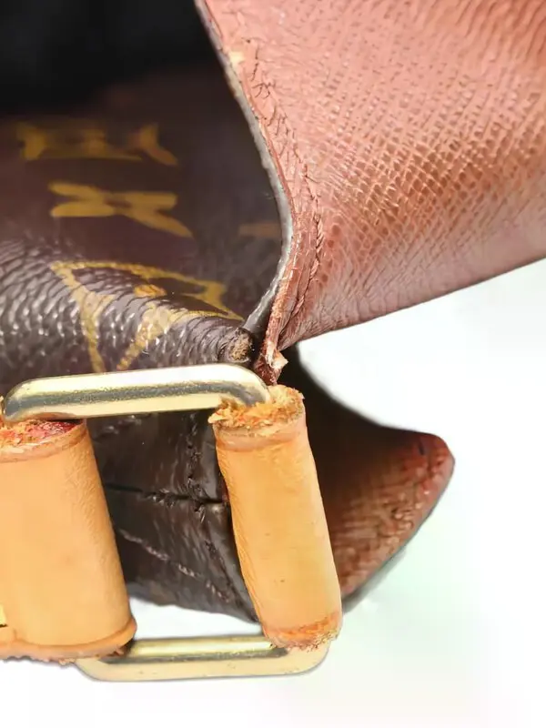 LOUIS VUITTON 2002 Musette Monogram Cross Body Bag