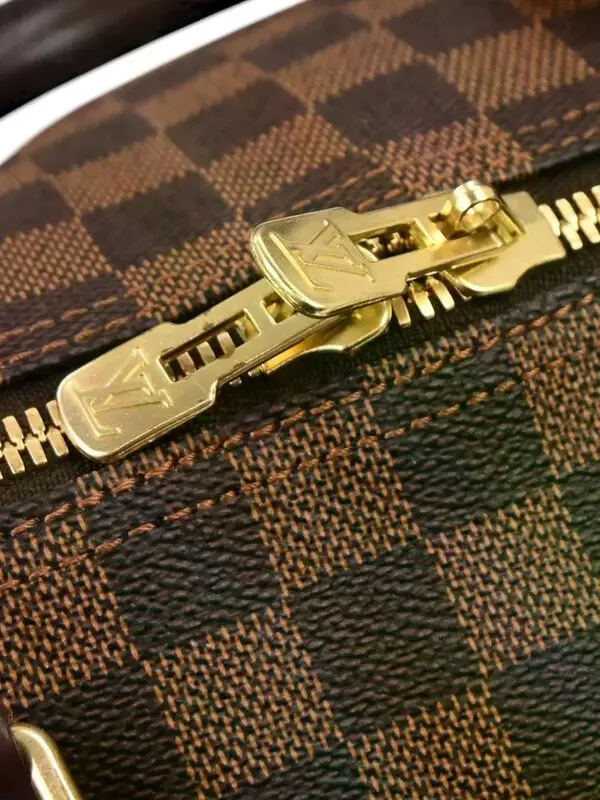 LOUIS VUITTON Keepall 50 Boston Bag - Brown