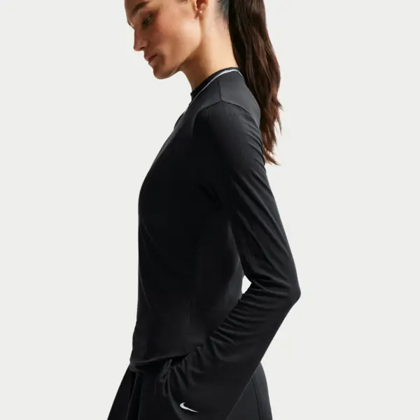 Nike Sportswear Tight Long-sleeve Top