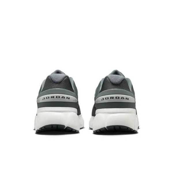 JORDAN Trunner Flow Shoes