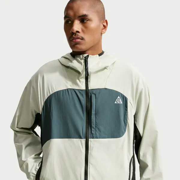 Nike Five Towers" Uv Protection Jacket - Green