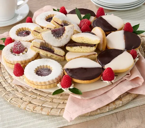 DULCET 18pc Raspberry Tart And Black & White Cookie Variety - One-color