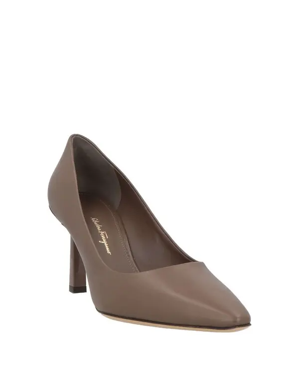 FERRAGAMO Pumps In Lambskin