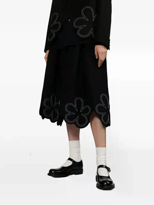 Comme Des Garçons Flower-embellished Skirt