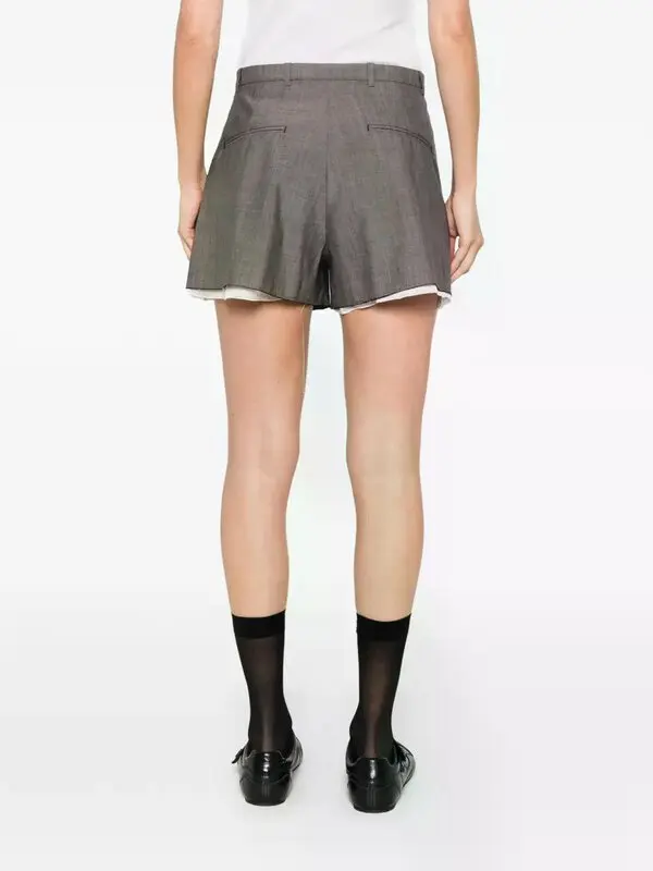 NACKIYE Split Pleated Shorts