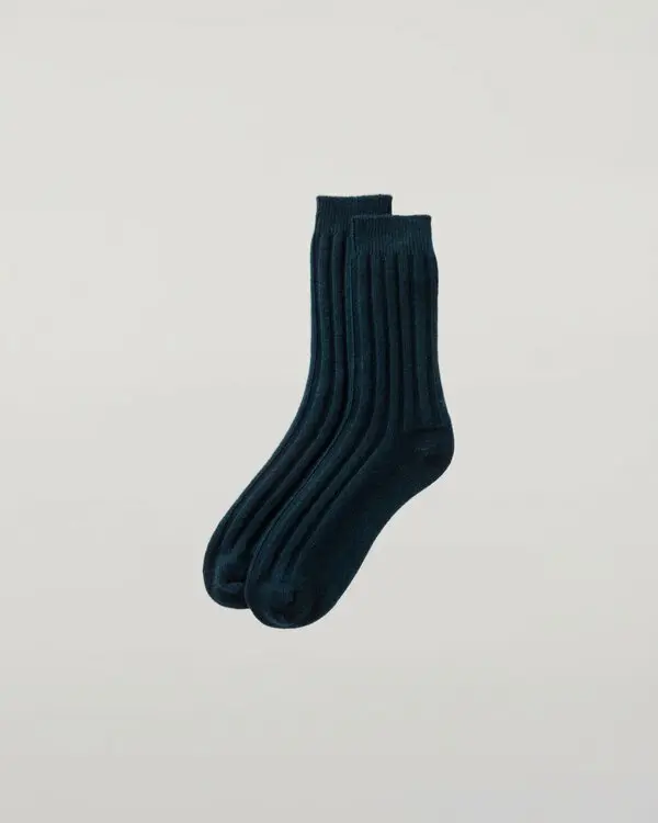 Johnstons Of Elgin Cashmere Travel Socks - Green