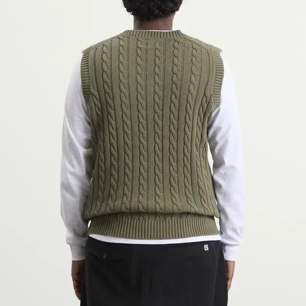 BEAMS Cable Knit V-neck Vest
