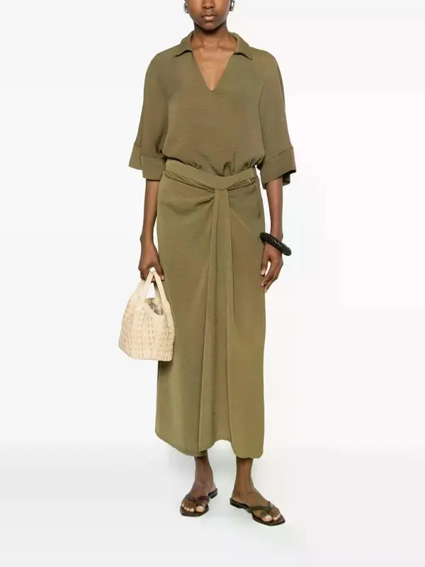PHILIA LOFT Collared V-neck Blouse