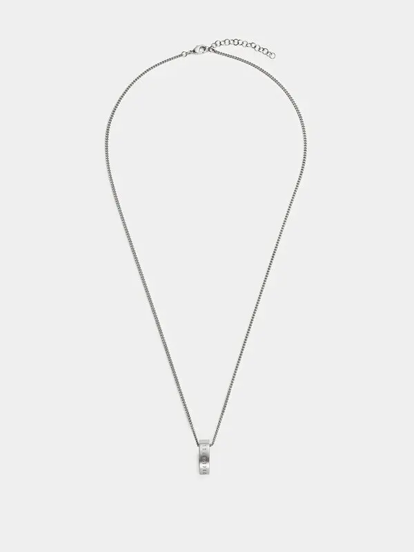 MAISON MARGIELA Numeric Engraved Pendant Necklace - Silver
