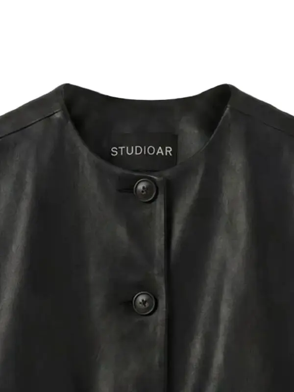 STUDIO AR Button Gilet - Black