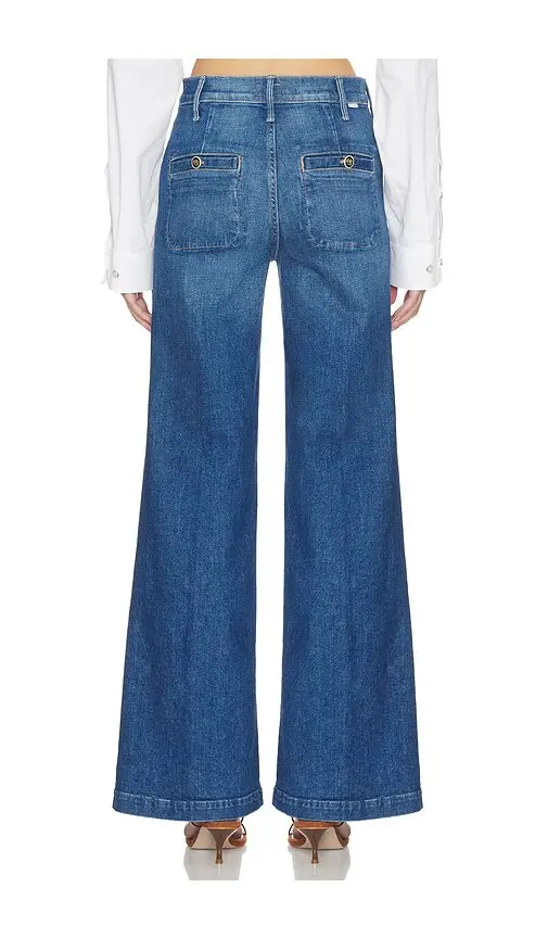 MOTHER The Stashed Hustler Roller Sneak Jeans - Blue