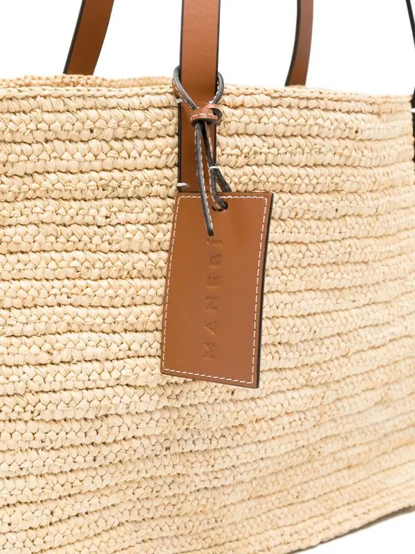 Manebí Ballerina With Strap - Beige