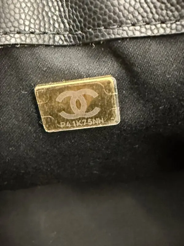 Chanel 26p Quilted Caviar 25 Hobo