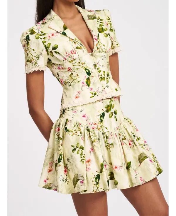MISS CIRCLE NEW YORK Floral Print Linen Top With Lace Trim