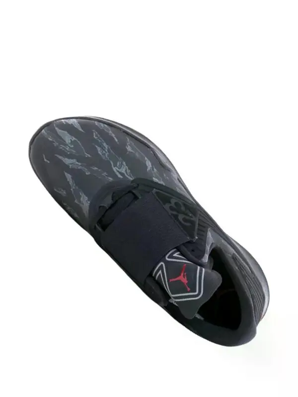 JORDAN Relentless Logo Sneakers