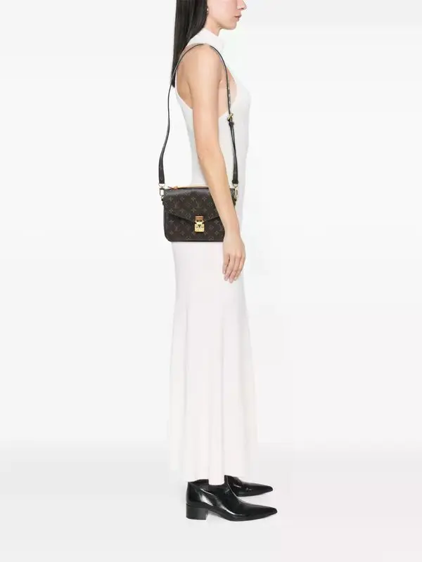LOUIS VUITTON 2016 Monogram Pochette Metis Satchel - Brown