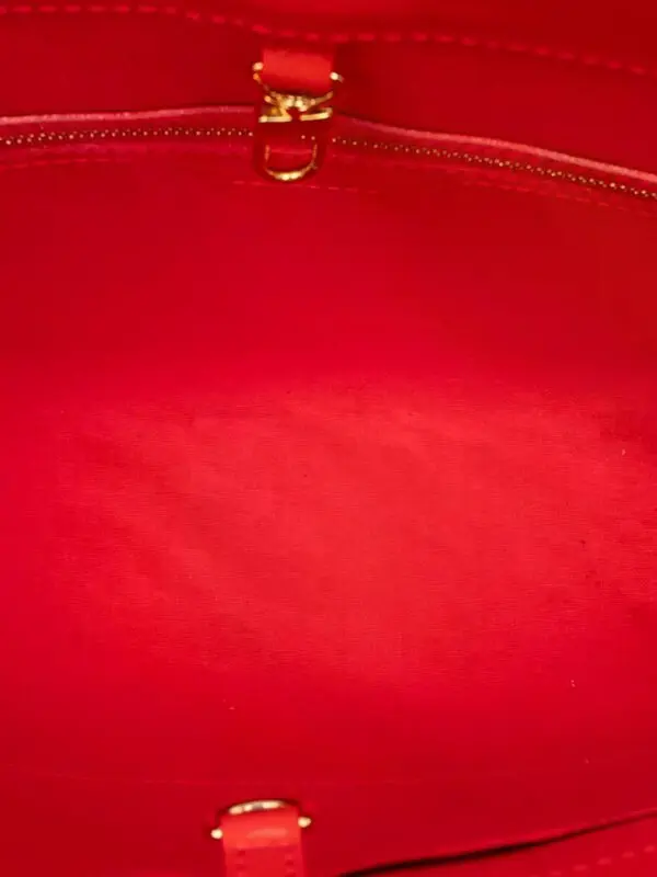 LOUIS VUITTON 2012 Monogram Vernis Avalon Mm Tote Bag - Red