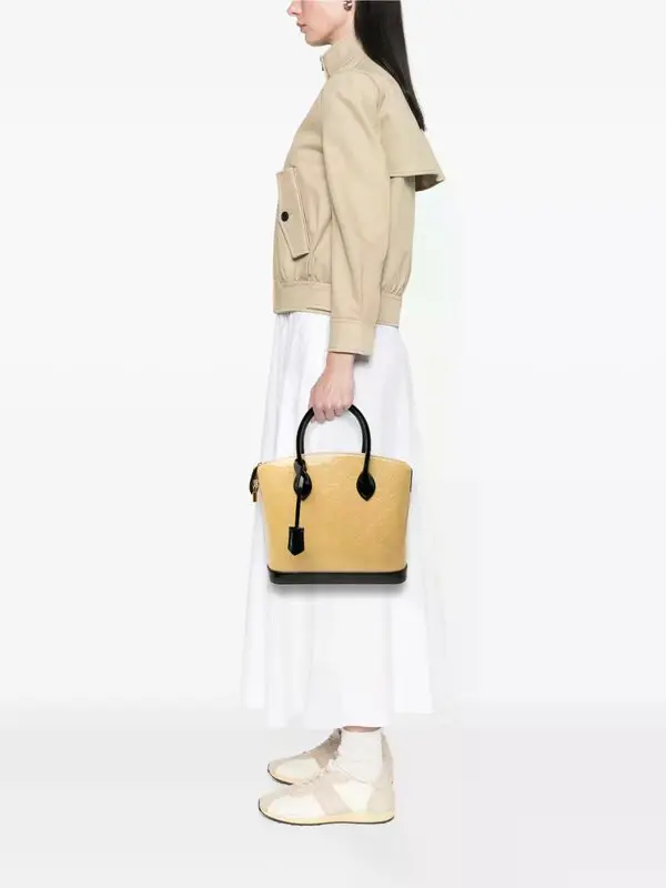LOUIS VUITTON 2015 Monogram Vernis Lockit Pm Handbag - Neutrals