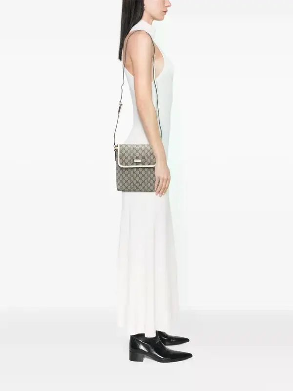 Gucci Gg Supreme Crossbody Bag
